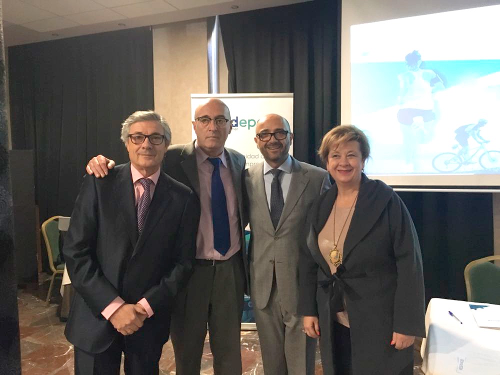 Clínica Beiman presenta en Jaén www.saludmasdeporte.com